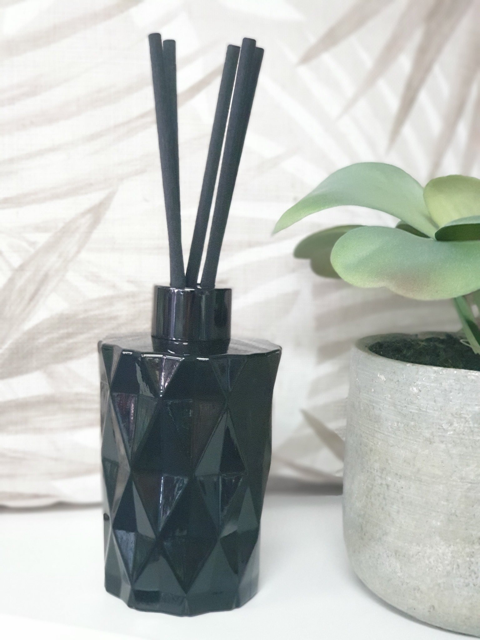 REED DIFFUSER BLACK DIAMOND 170ML – Just Devine Aromas